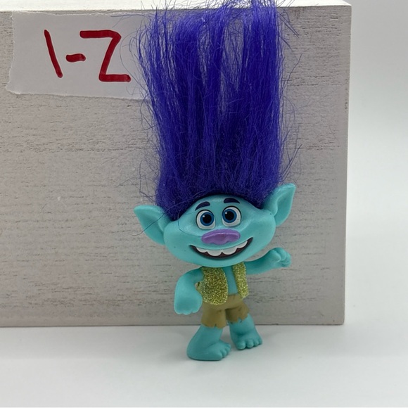 Toys | Dreamworks Trolls Branch Troll Smiling Figure Figurine Toy ...